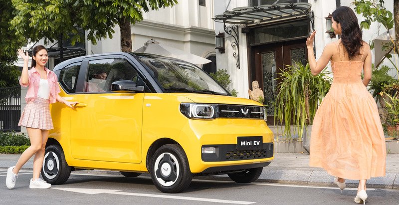 Năm Tuổi Mua Xe Được Không? Những Điều Cần Lưu Ý